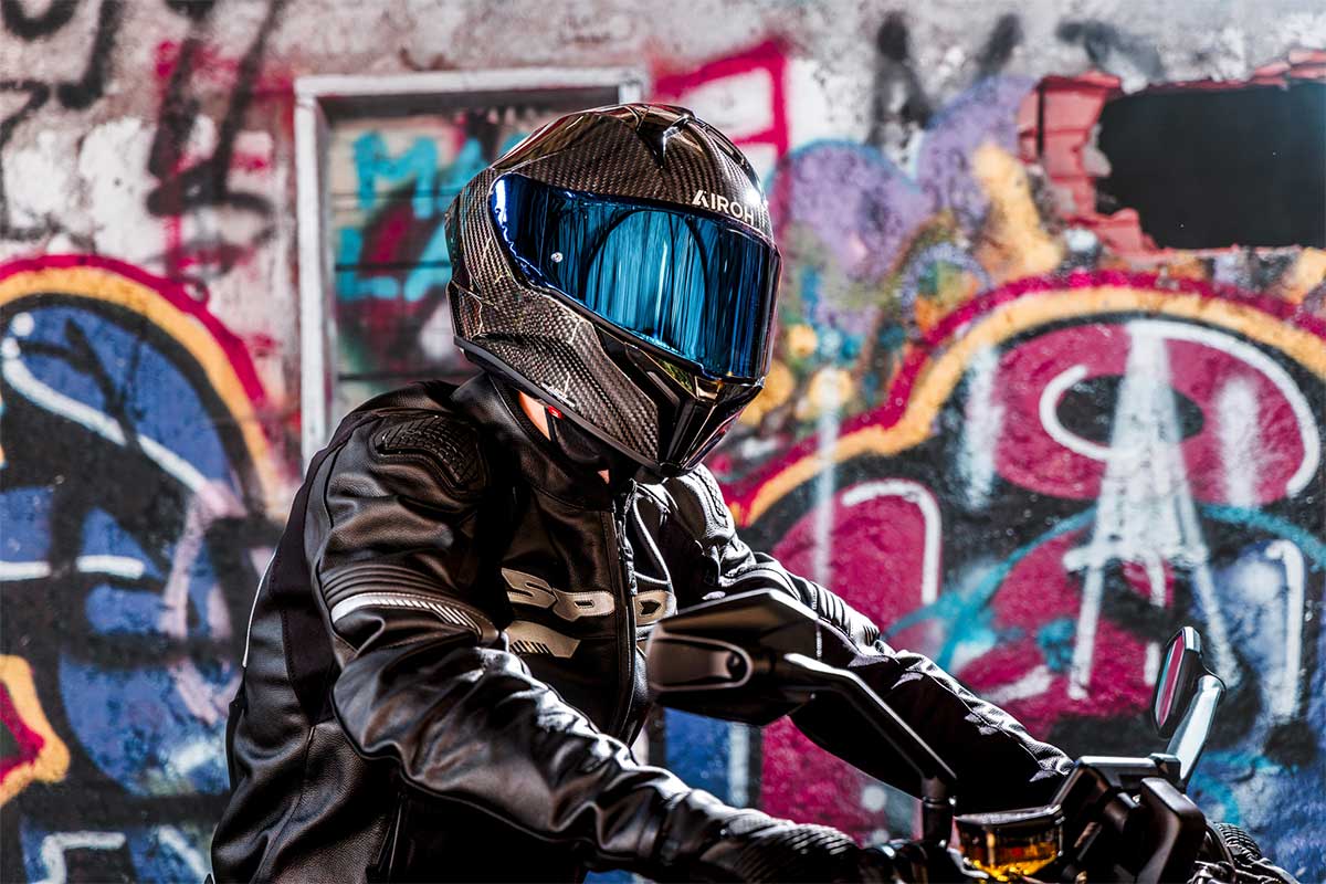 Airoh Commander 2 | Dual sport adventure and touring helmet - Airoh